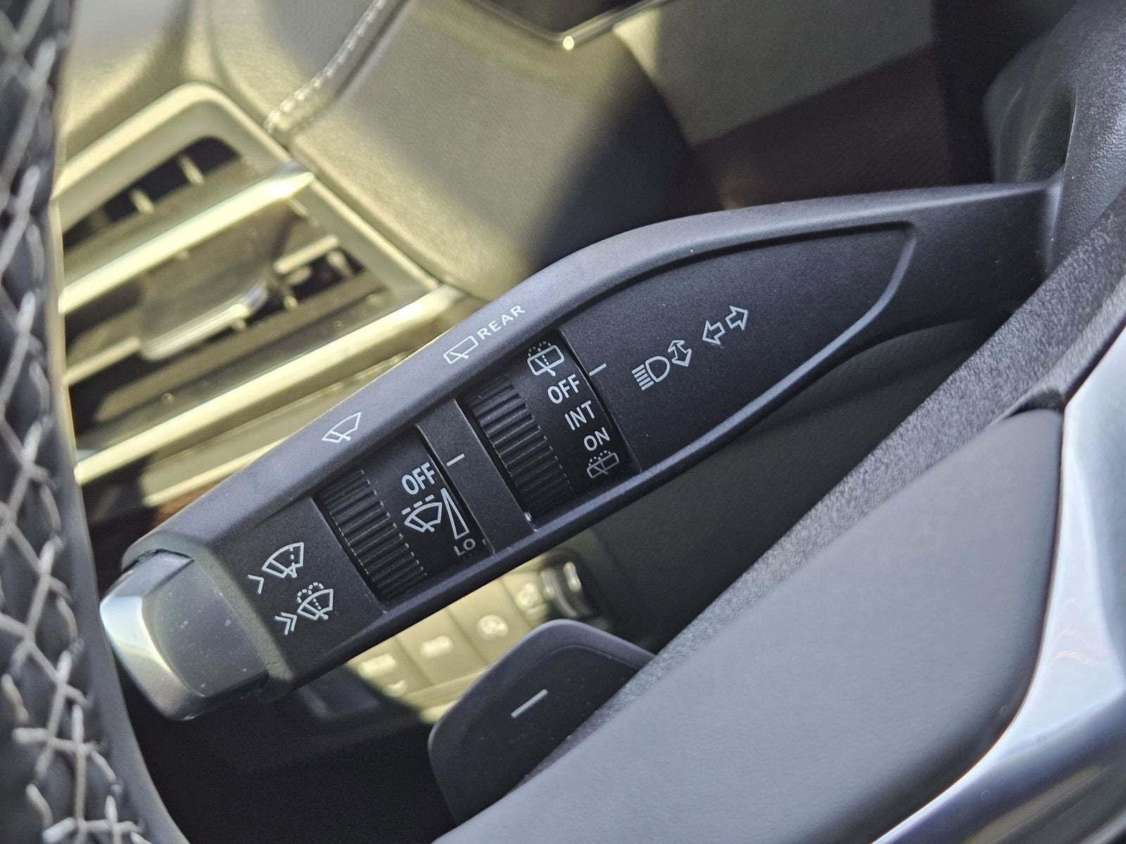 2025 Chevrolet Traverse Z71 Terrell TX | Platinum Ford 1GNEVJRS7SJ249644